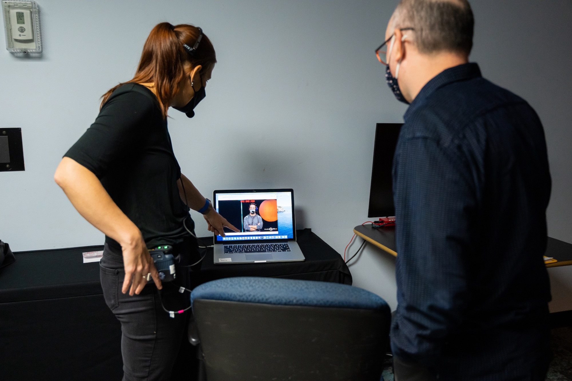 Punch Drunk Productions - D-Wave Qubits 2021